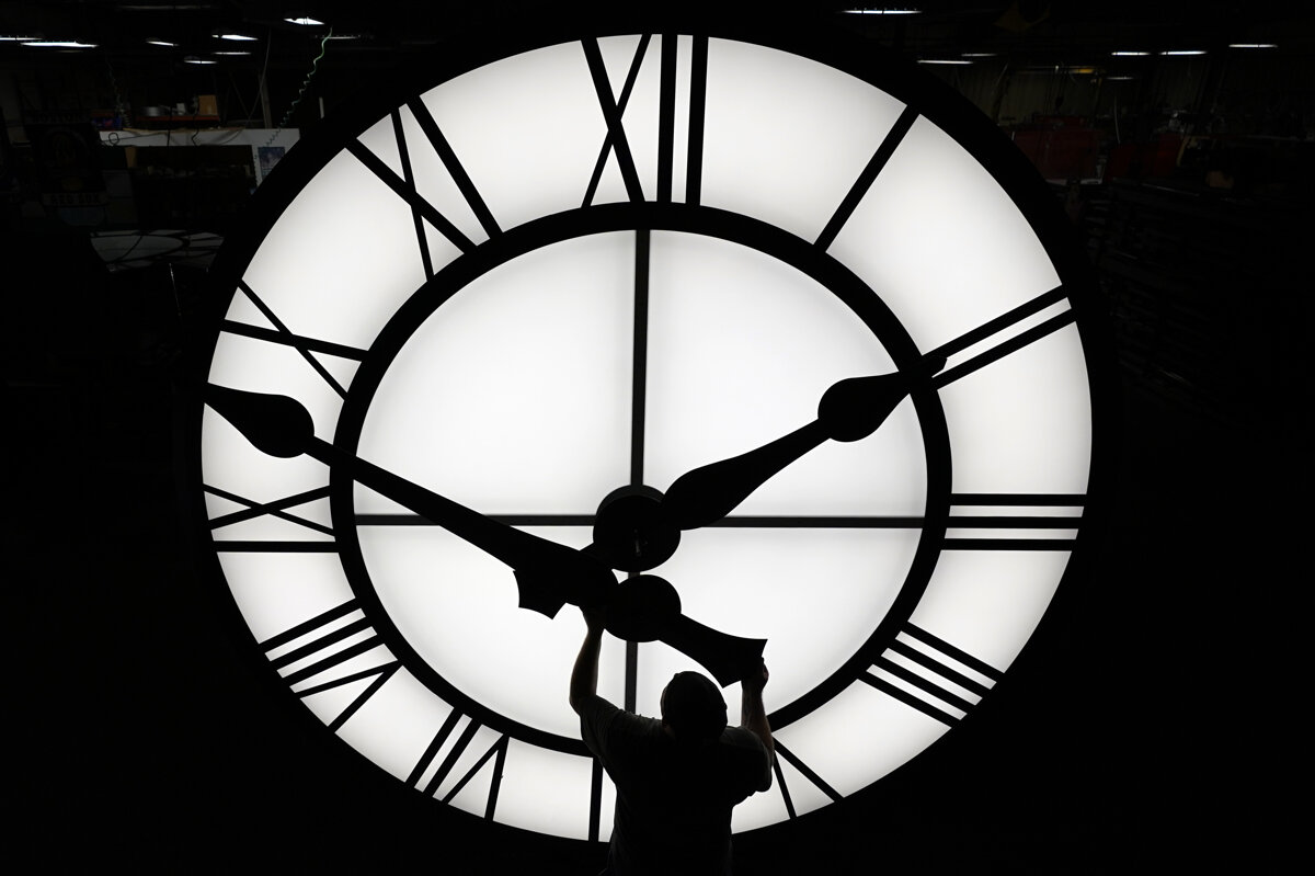 Time Will Change Again Pandemic Delays The Scrapping Of Seasonal Clock time-will-change-again-pandemic-delays-the-scrapping-of-seasonal-clock